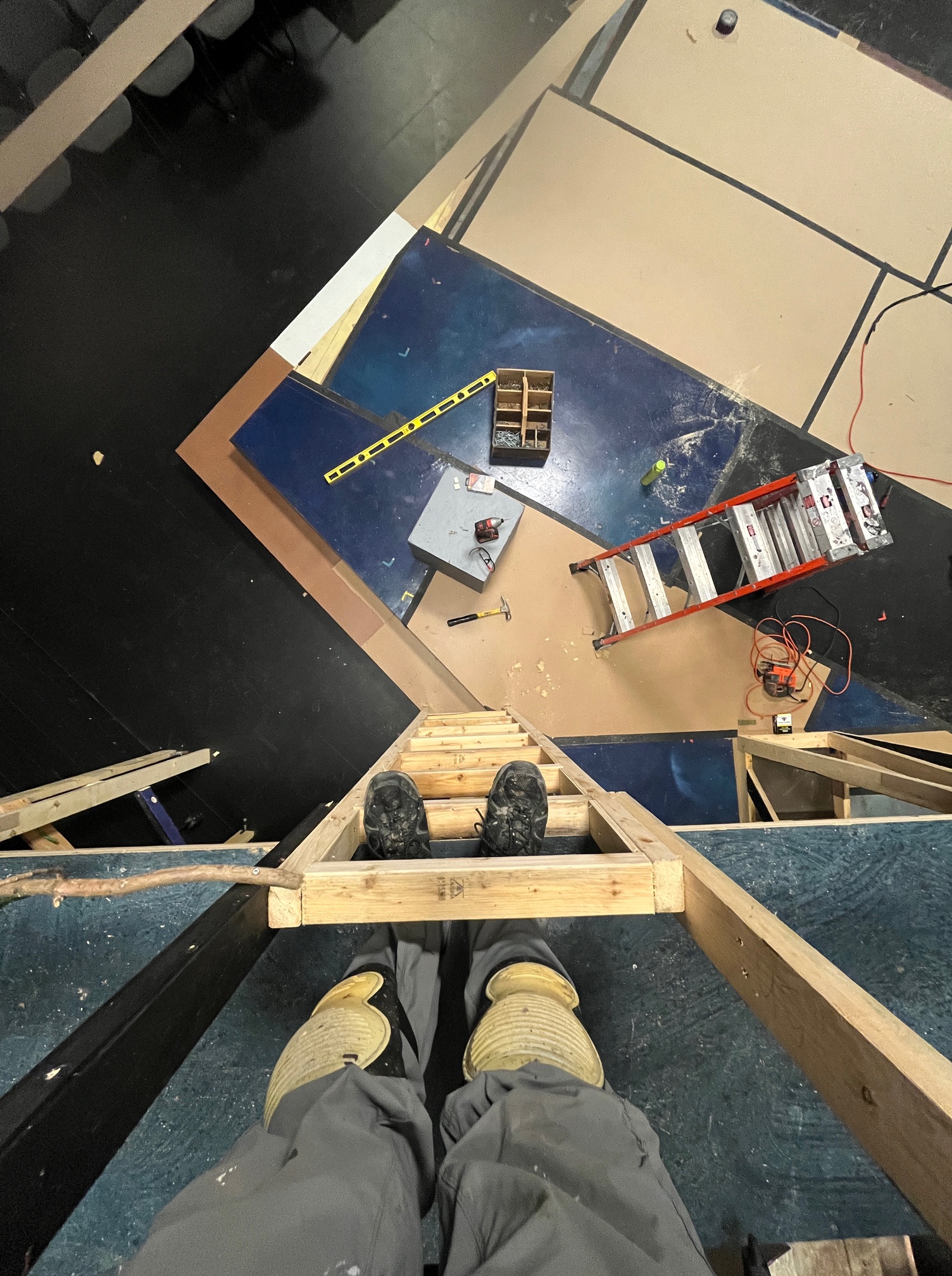 Set Build: Midsummer